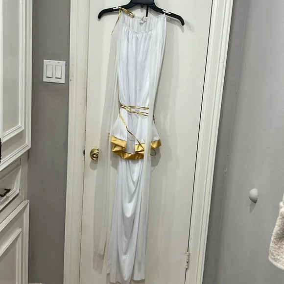 Disguise | Other | Athena Costume In White And Gold Used Crown Missing ...
